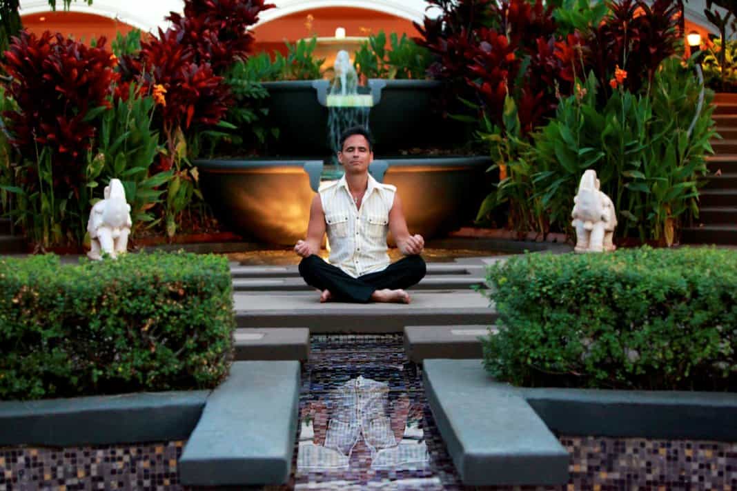 Living Abundantly: Born To Talk Radio Interview with Author Derek ...