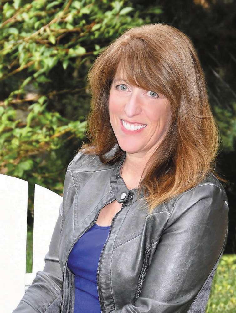 Chatting with Jill Shalvis on New Release “The Lemon Sisters” | BookTrib.